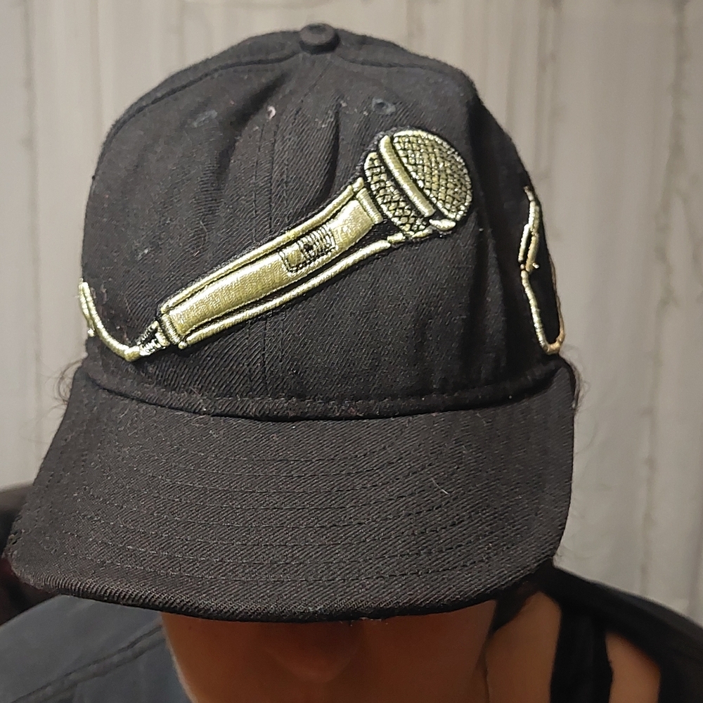 New Era 59fifty Black Cap With Gold Microphone And Ci… - Gem